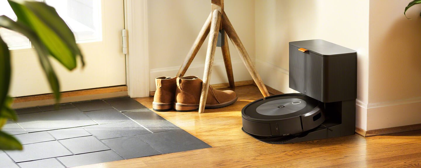 iRobot®: Robot Vacuum and Mop