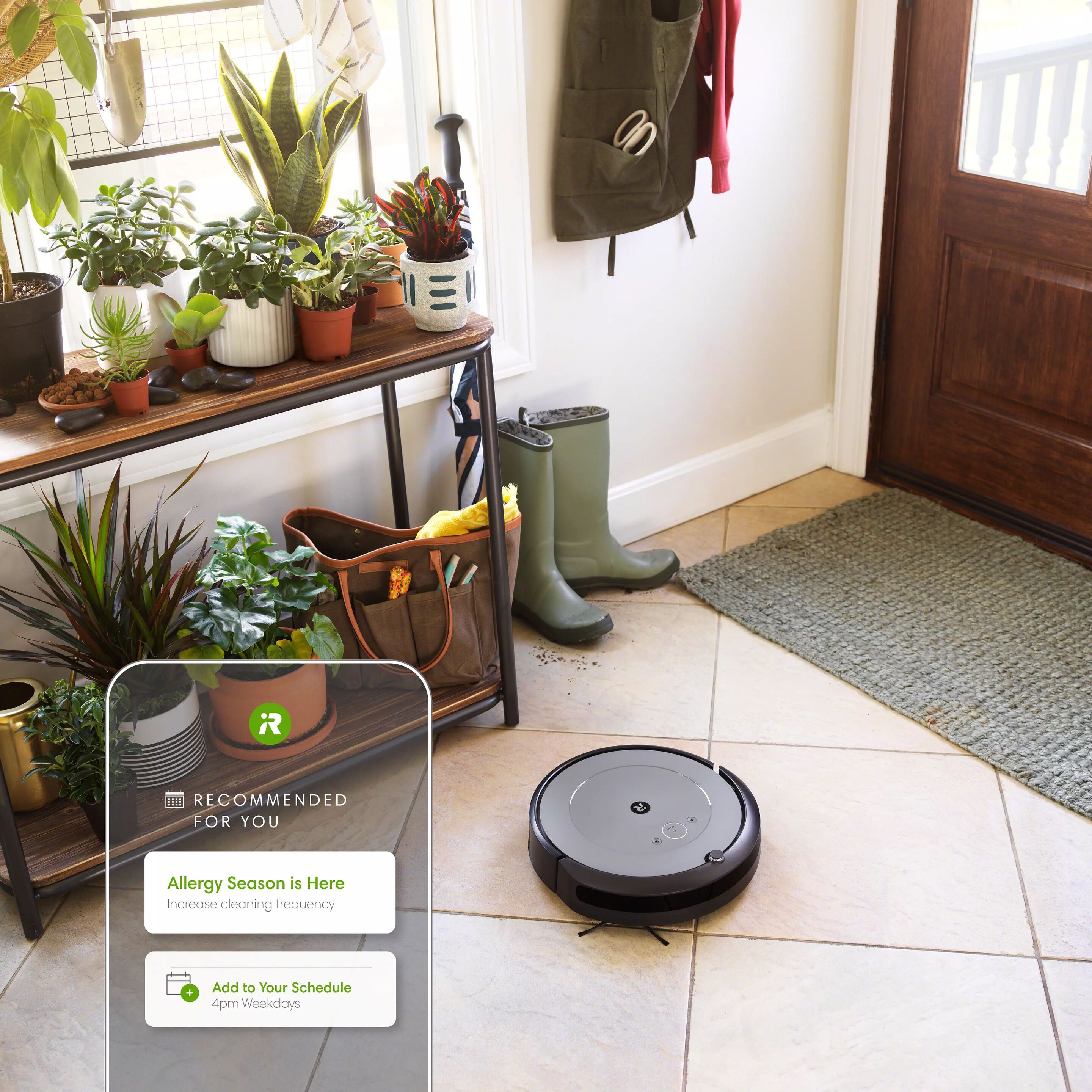 Roomba® i1 Robot Vacuum Cleaner | iRobot®
