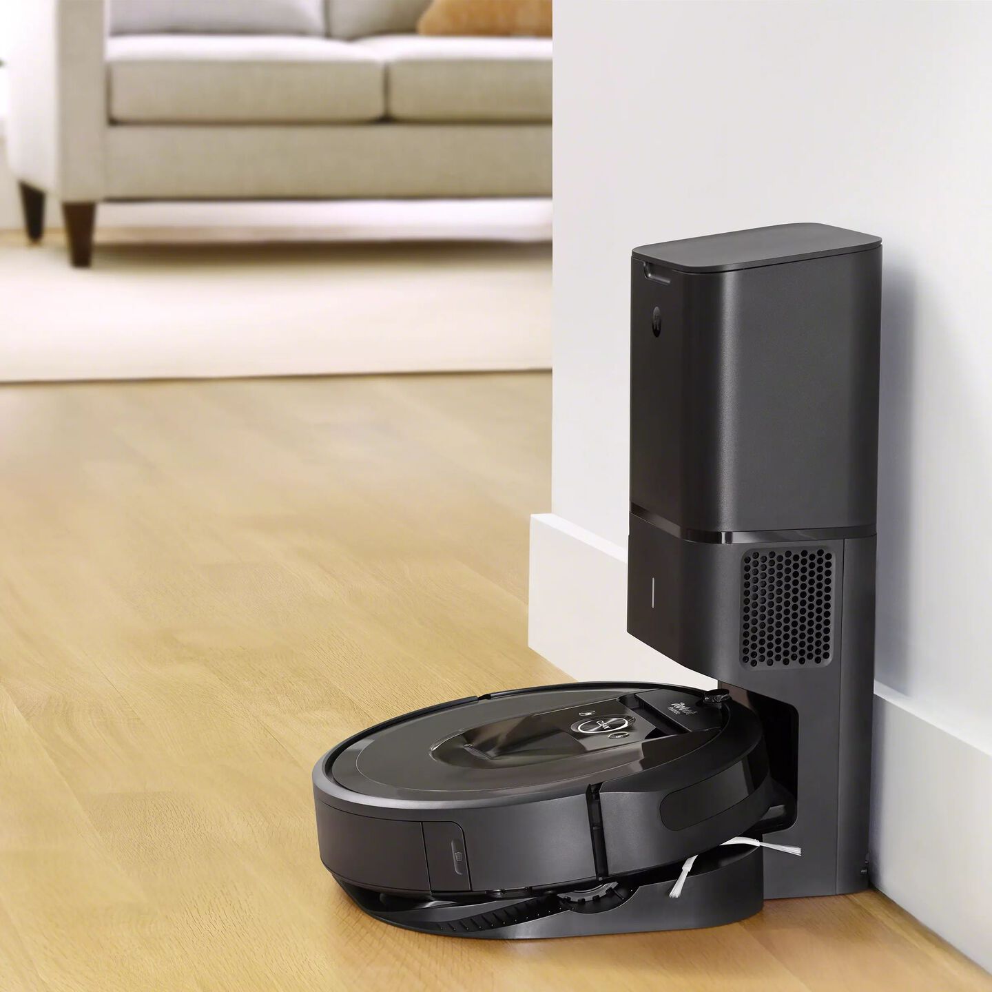 Roomba® i7+ Self-Emptying Robot Vacuum Cleaner | iRobot®