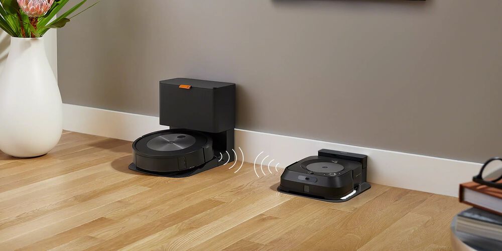 iRobot®: Robot Vacuum and Mop